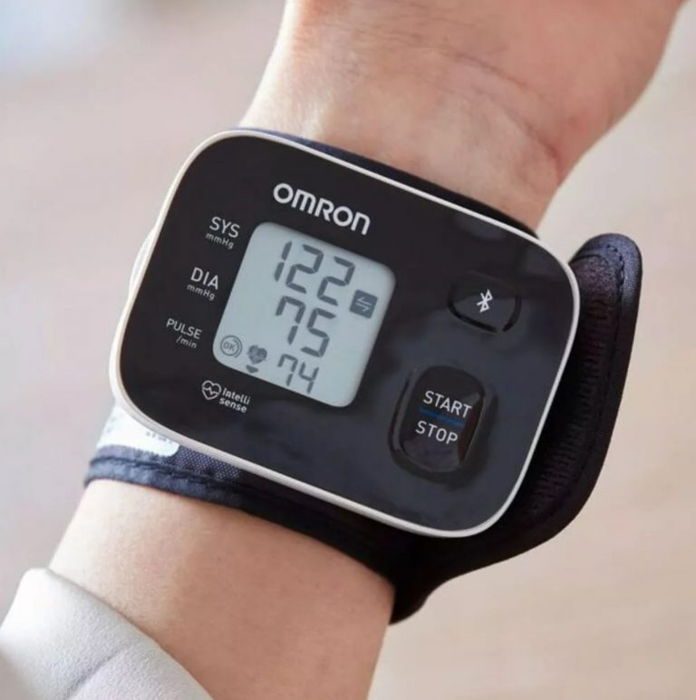 Toma Presión Omron HEM 6161T-E - PortalHealth